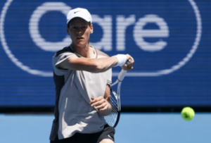 Jannik Sinner’s Forehand Technique – Tennis Unveiled: Your Complete ...